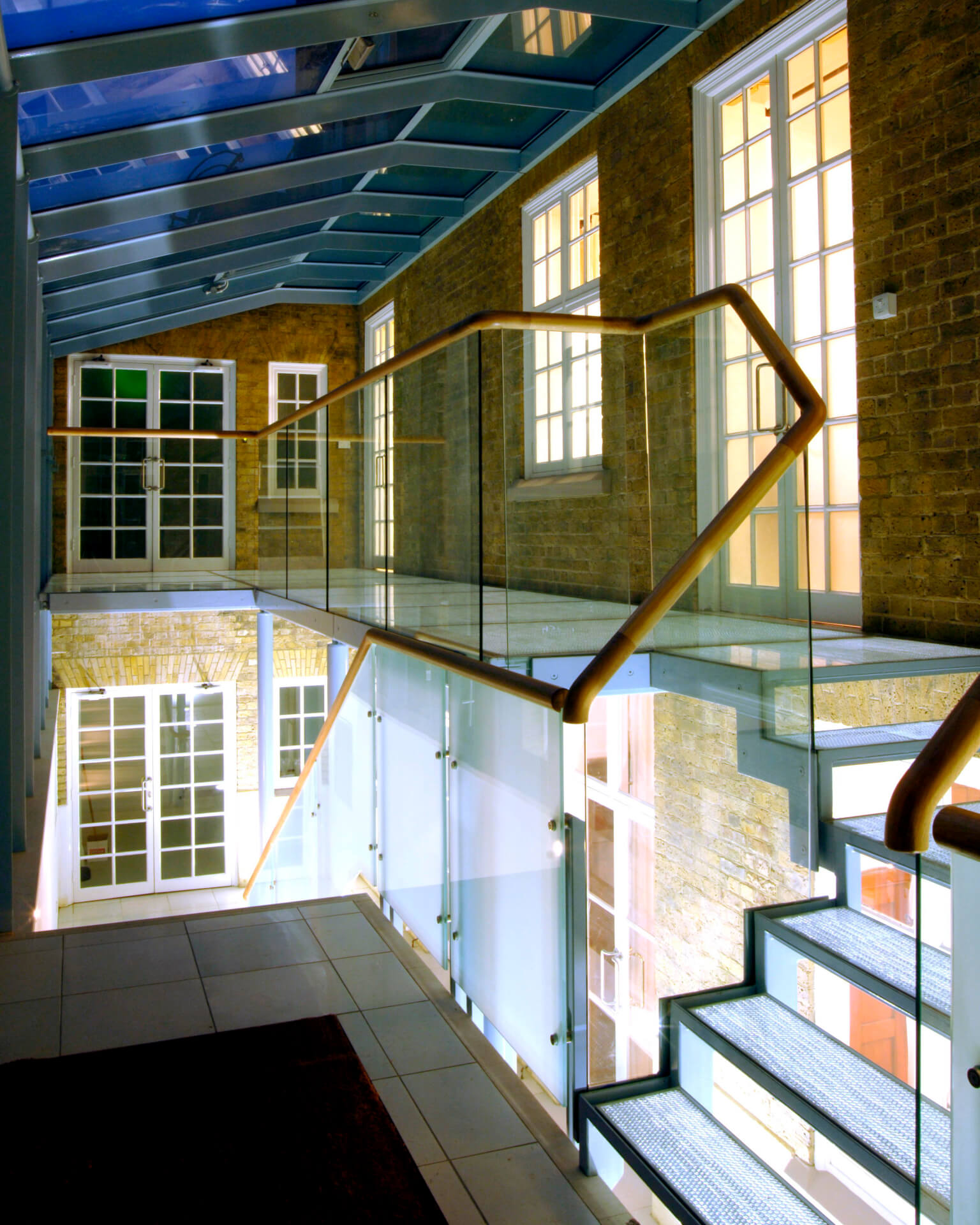 Toughened glass panels for architecture & interior design applications
