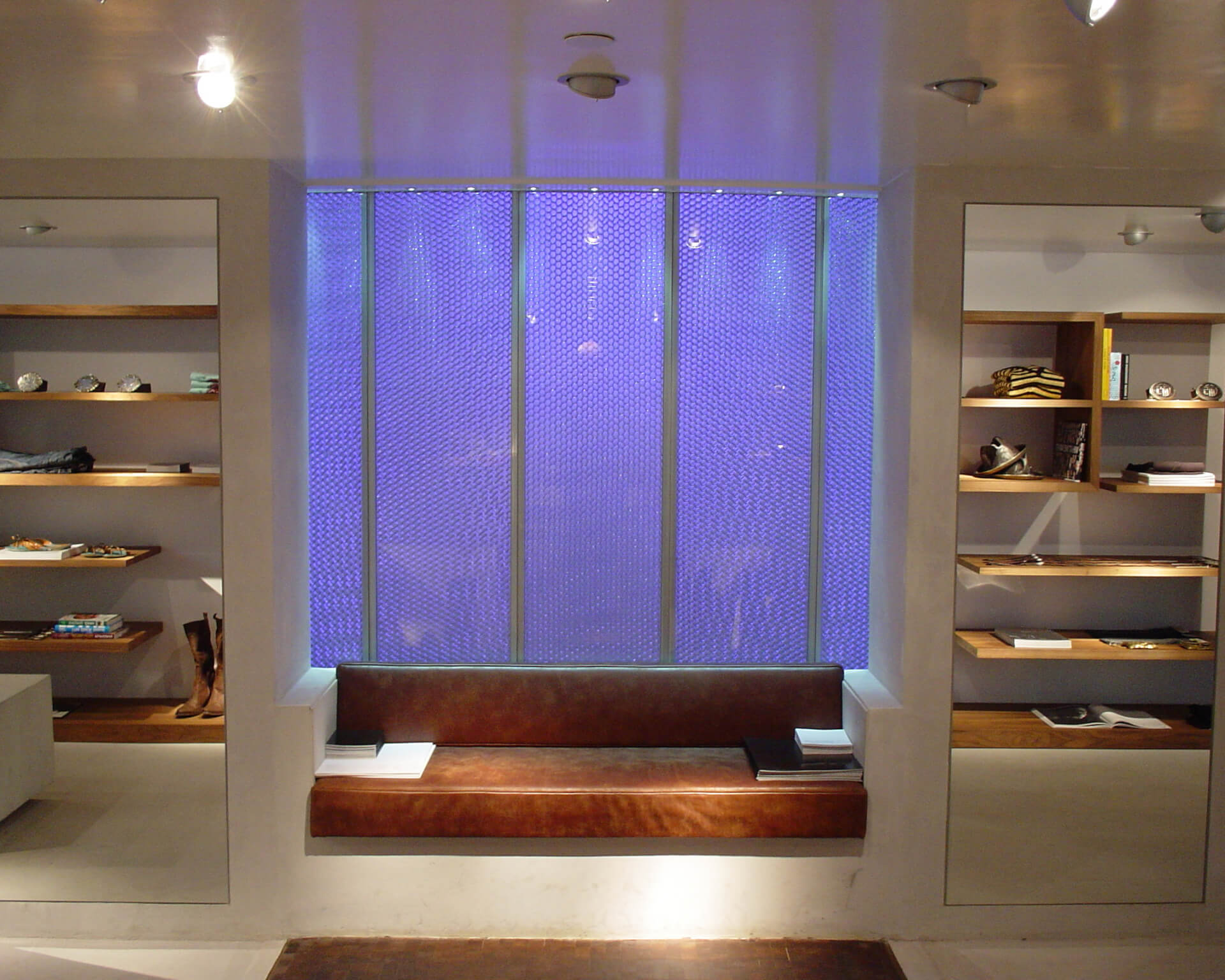 Retail display stands & shop fittings by Mykon